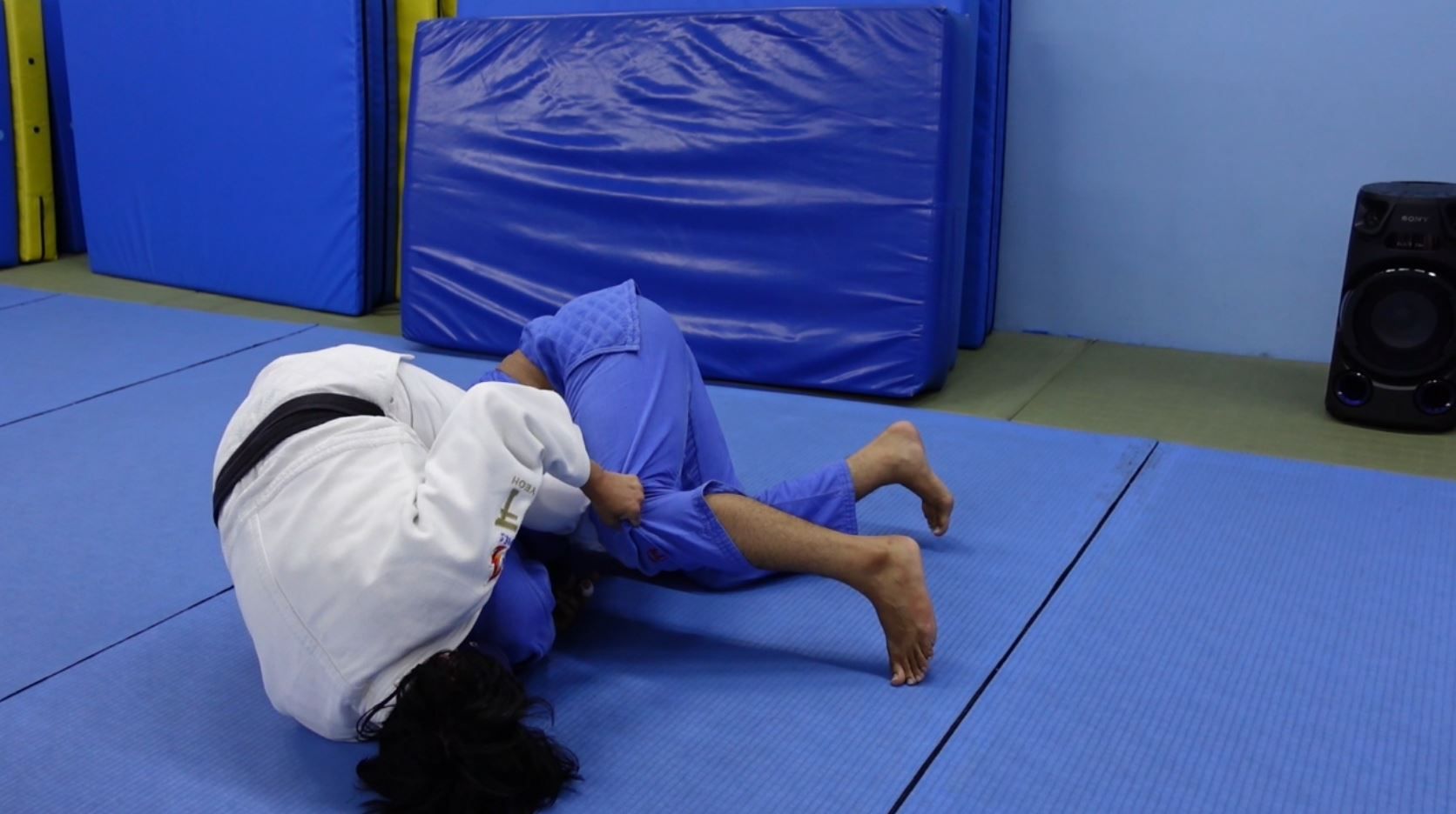 Leg Insertion Koshi-Jime - KL Judo