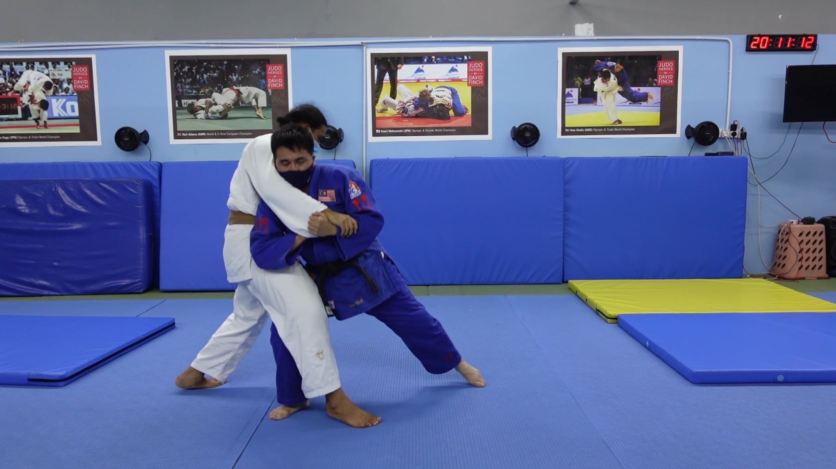 Kouchi-Makikomi (3 Variations) - KL Judo